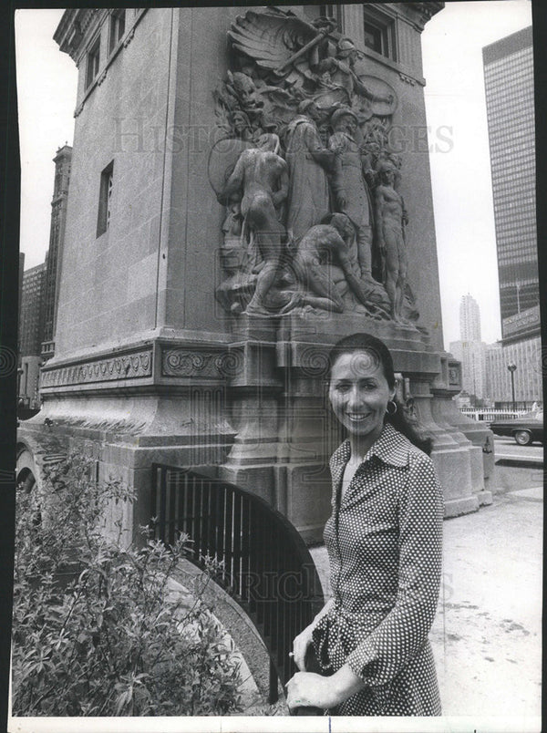 1974 Press Photo Michele Brustin executive director Illinois Arts Coun ...