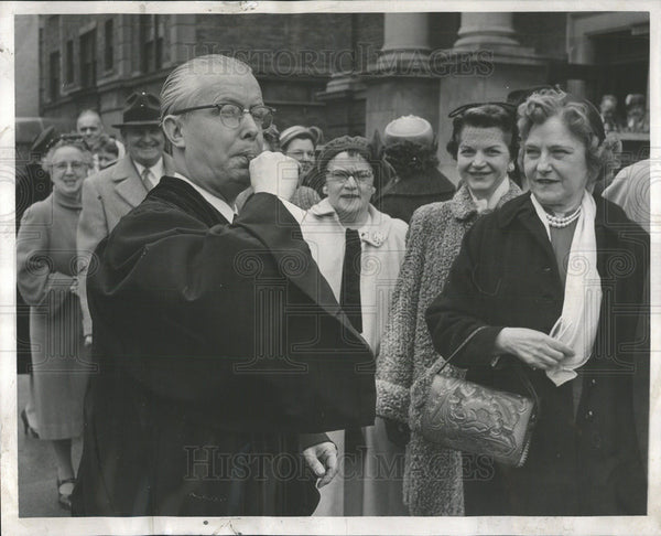 1959 Press Photo Methodist Church Fire Drill Rev Robert Justin Campbel ...