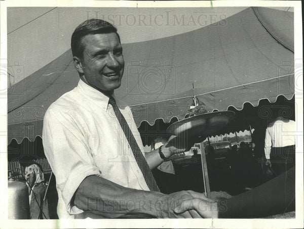 1966 Press Photo Charles H Percy Election Campaign - Historic Images