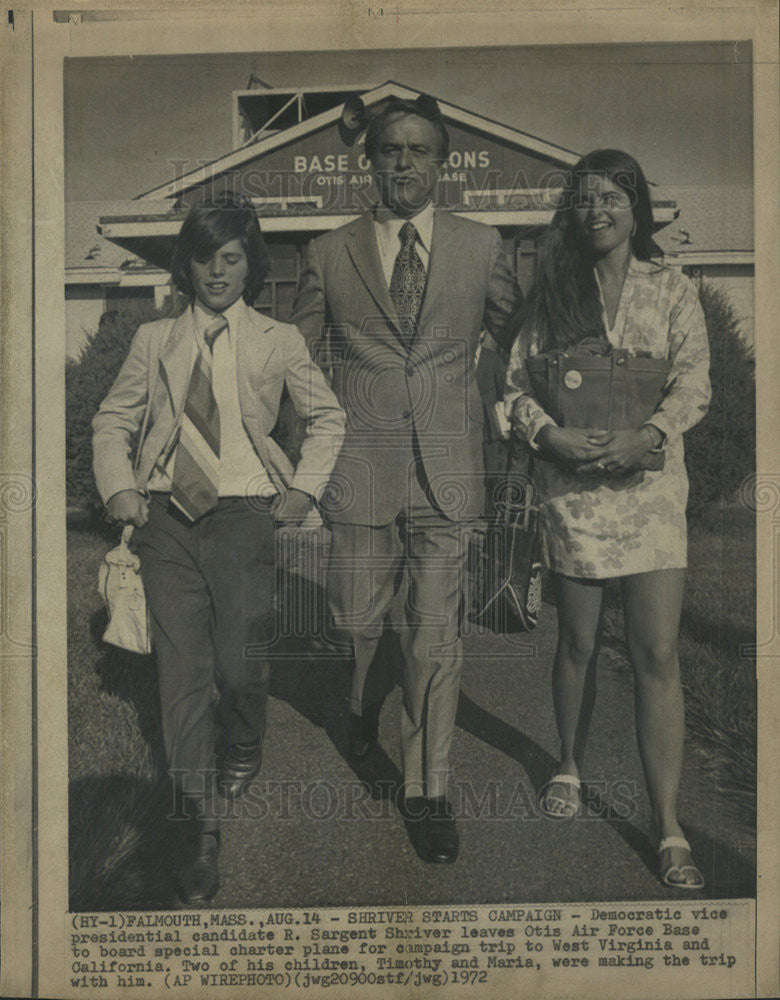 1972 Press Photo Sgt Shriver with his children Timothy and Maria ...