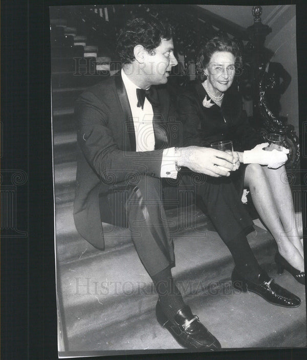 1974 Press Photo Socialites Attending Chicago Symphony Orchestra Cockt ...