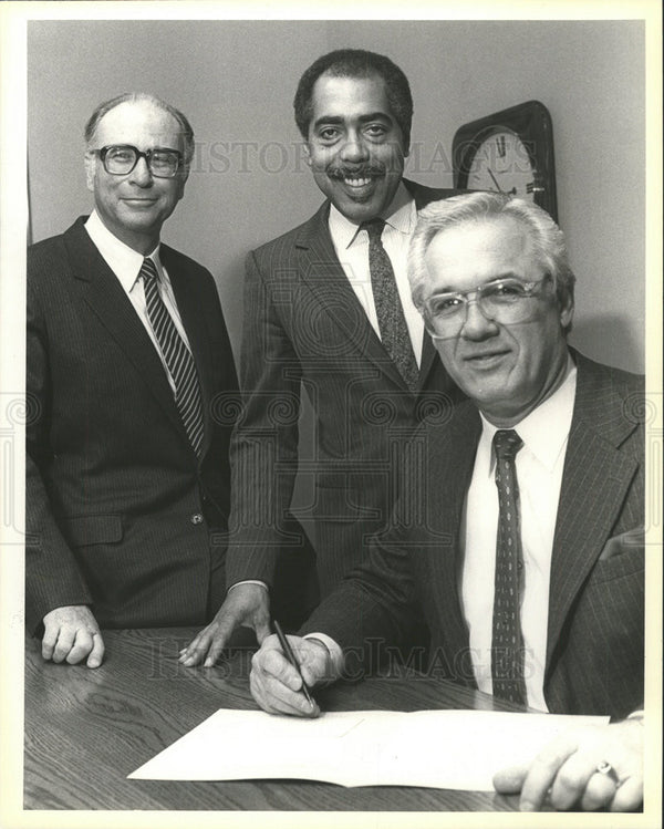 Press Photo Argonne direct Alan Schriesheim - Historic Images