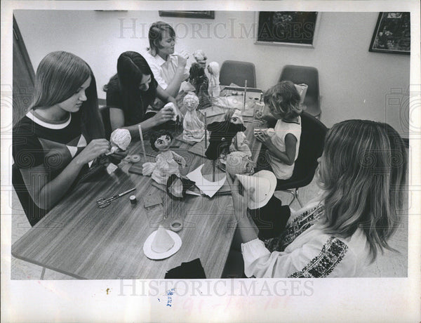 1971 Press Photo Rene Tichy, Kathy Beggs, Carol Brooks, Tracy Hooper ...
