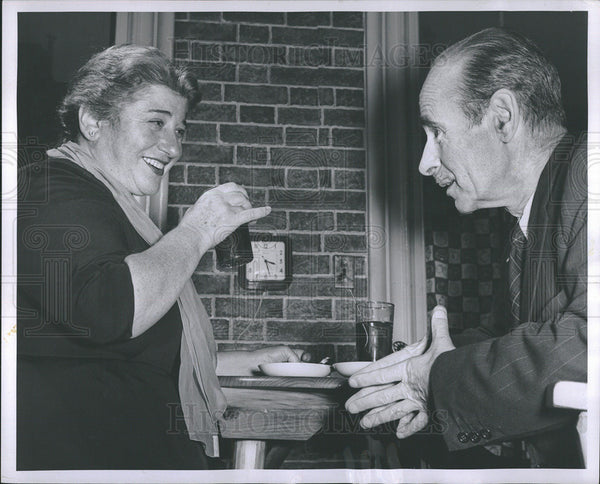 1954 Press Photo Gertrude Berg, Mikhail Rasumny, Hearts and Hollywood ...