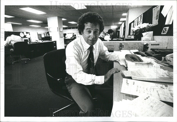 1978 Howard Ecker Pres Of Howard Ecker And Co Real Estate At Desk ...