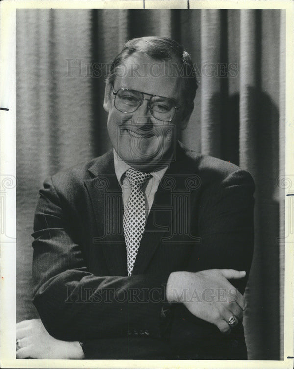 1985 Press Photo of Gov. James Thompson of Chicago in his Office ...