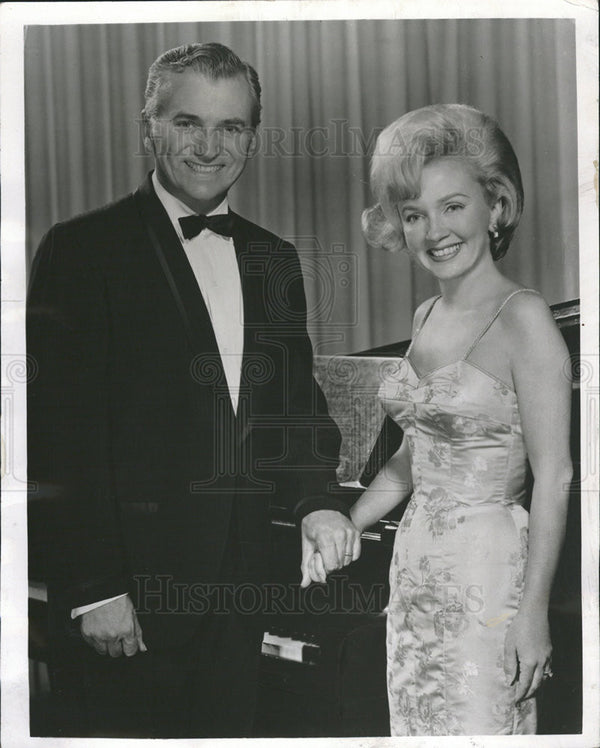 1964 Press Photo MATT DENNIS SINGER PIANIST BANDLEADER WIFE GINNY ...