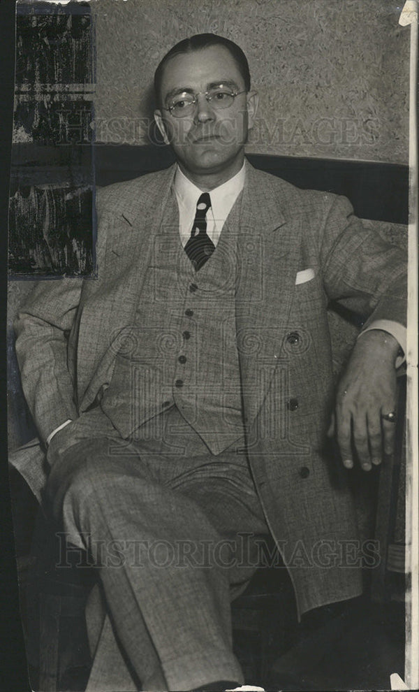 1938 Press Photo Olaf Larson Hoagland & Allum Company Faces Formal Cha ...