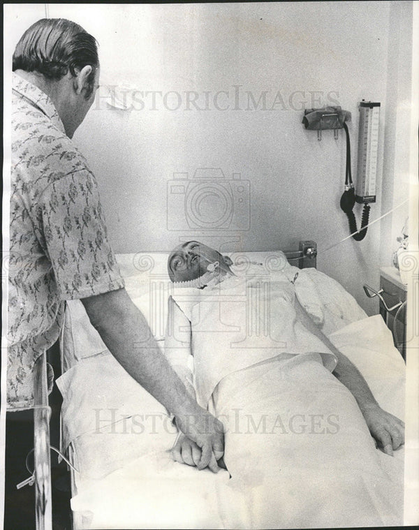 1973 Press Photo Fred Rice Sr, Fred Rice Jr, Grant Hospital - Historic ...