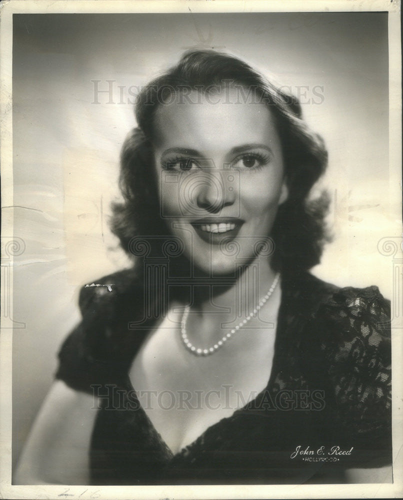 1944 Press Photo Gale Page "Your Hollywood Neighbor" on NBC's "Star Pl ...