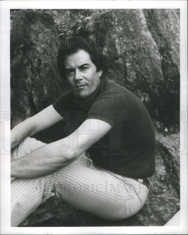 Undated Press Photo actor Laurence Luckinbill - Historic Images