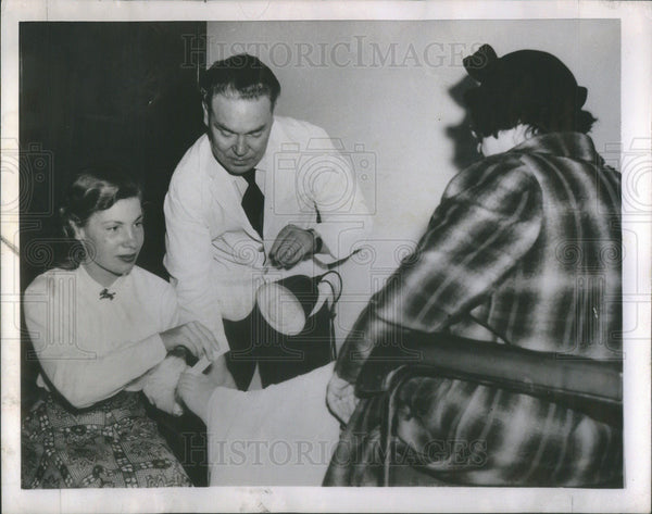 1953 Press Photo Anne Rockefeller Nelson's Daughter Doing Social Work ...