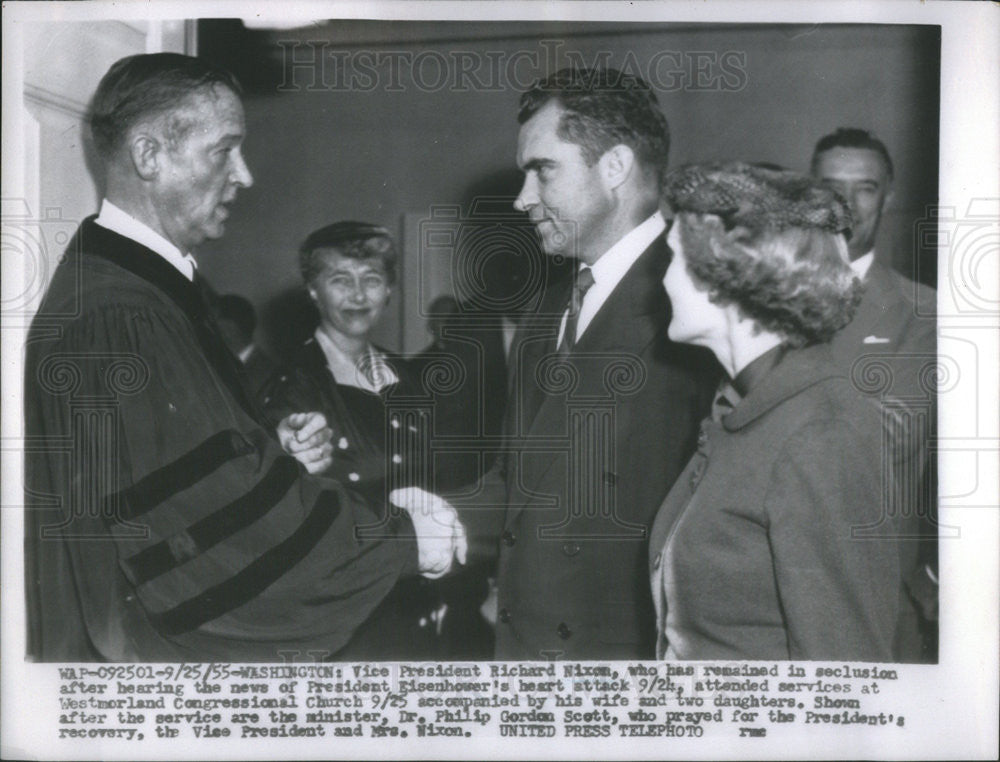 1955 Press Photo VP Richard Nixon,wife and Dr Philip Scott - Historic Images