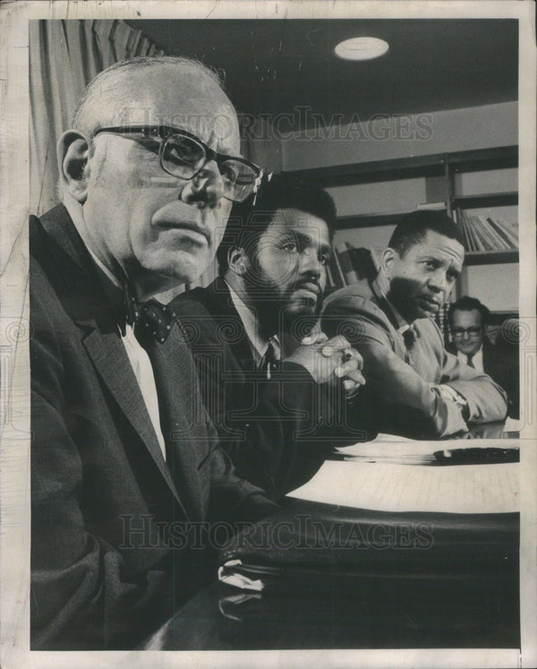 1969 Press Photo Julian Levi Walter Walker Rev. Arthur Brazier Preside ...