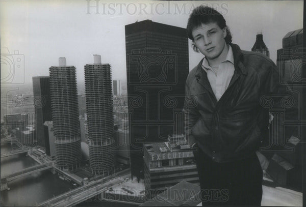 1988 Press Photo Author Walter Polovchak - Historic Images