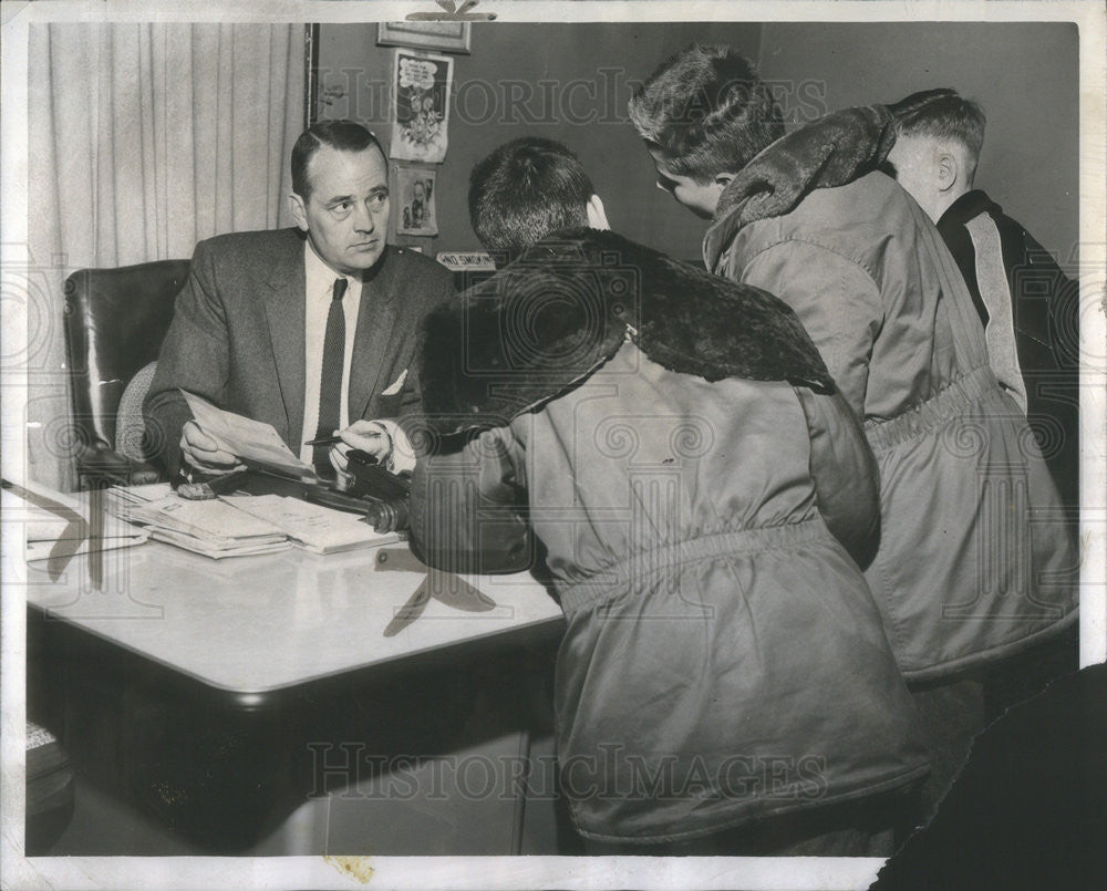 1956 Press Photo Judge Robert Robinson IV - Historic Images