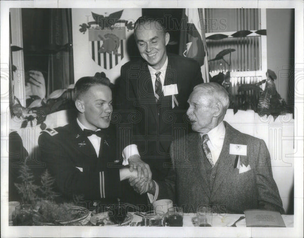 1960 Press Photo John Beir and George Langhorn of West Point Society o ...