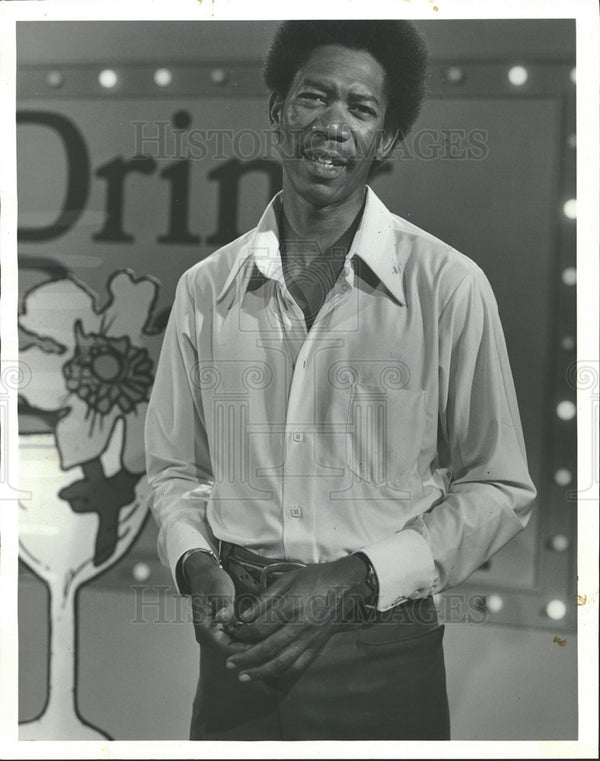 1974 Press Photo Morgan Freeman on some facts on alcoholism Drink, Dra ...