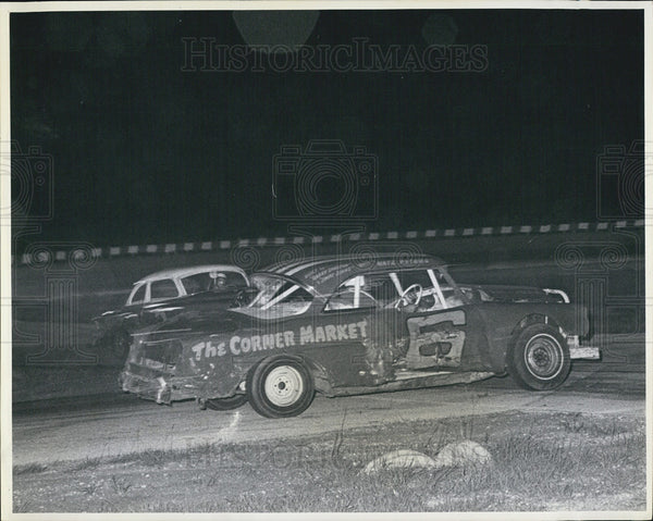 1969 Press Photo Sunshine Speedway Natz Peters back in race with caved ...