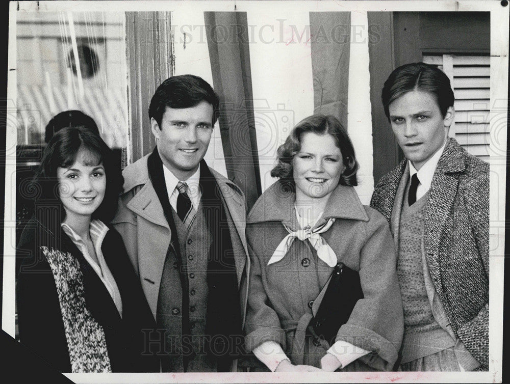 1980 Press Photo Actor Craig Stevens, Jean Simmons, Delta Burke, and J ...