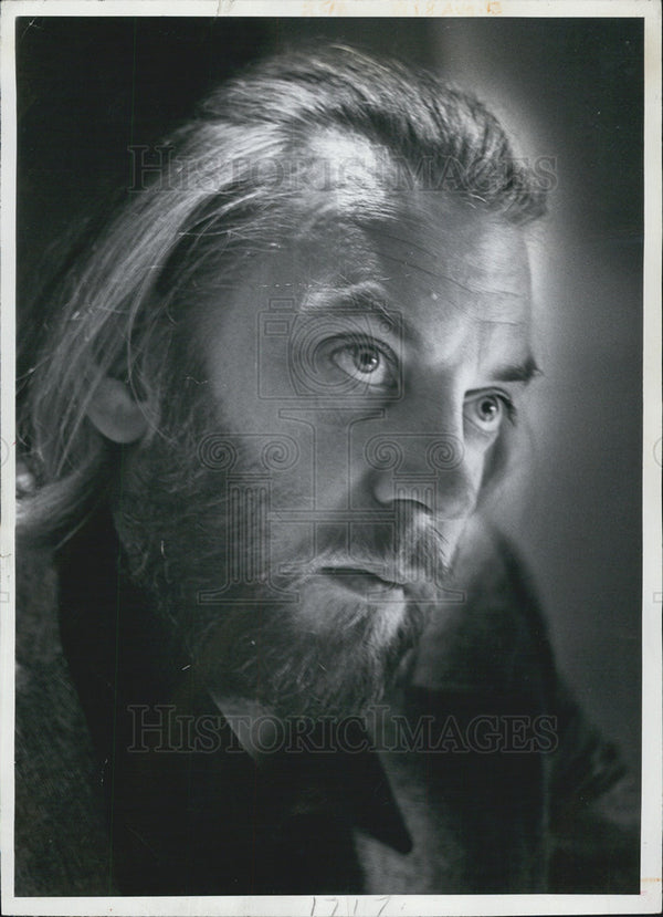 Actor Donald Sutherland 1975 Vintage Press Photo Print - Historic Images