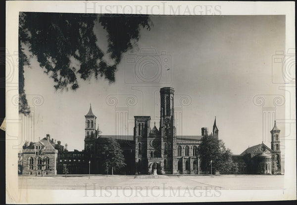 James Renwick's brownstone Castle,Smithsonian Institution 1971 Vintage ...