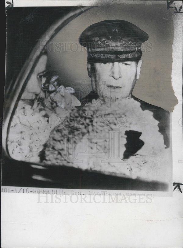 General MacArthur presenting a Lei to his wife 1951 Vintage Press Photo ...