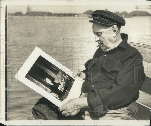 Big Bill Thompson with a picture of King George VI 1938 Vintage Press ...