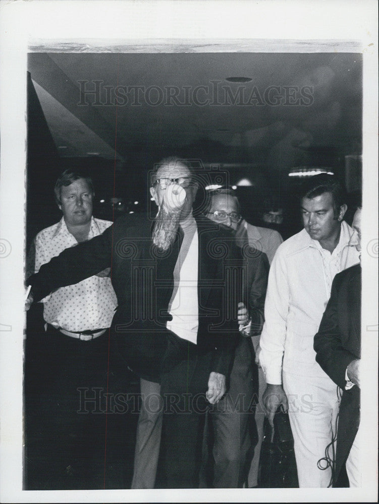 Bill Veeck Does High Kick With Wooden Leg-Purchased White Sox 1975 ...