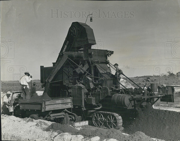 Mechanical Monster lays Airport Highways. 1941 Vintage Press Photo ...