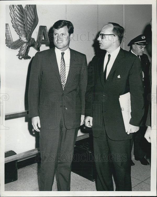 Senator Ted Kennedy & Adlai Stevenson III Undated Vintage Press Photo ...