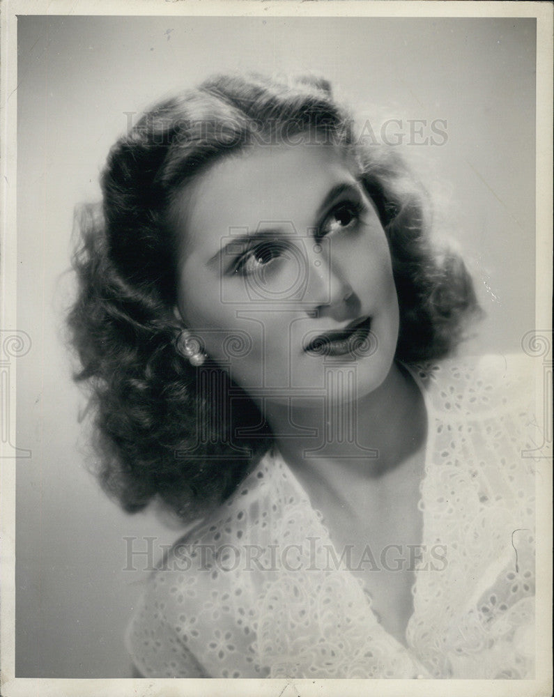 Doretta Morrow in "The Red Hill" 1947 Vintage Press Photo Print ...