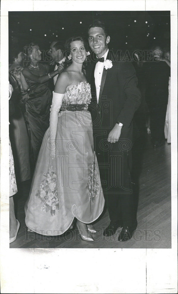 Sharon Ann Queeney & Loy Anderson Jr 1963 Vintage Press Photo Print ...