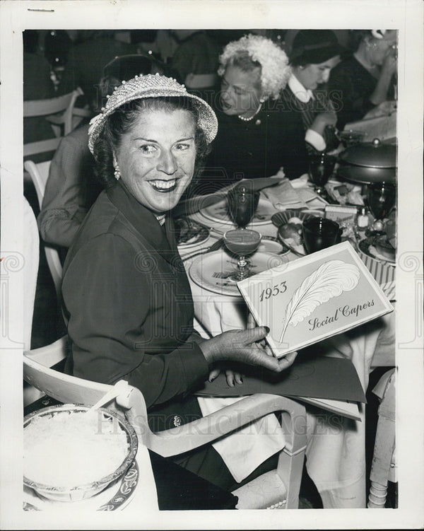 Mrs Frank Yarrow 1952 Vintage Press Photo Print - Historic Images