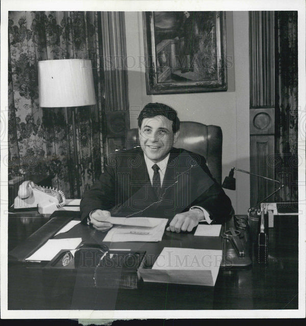 Stanley R. Yarmuth, Chairman of TSC Industries 1969 Vintage Press Photo ...