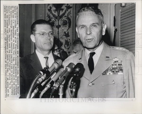Gen. Maxwell Taylor talked with newsmen 1964 Vintage Press Photo Print ...