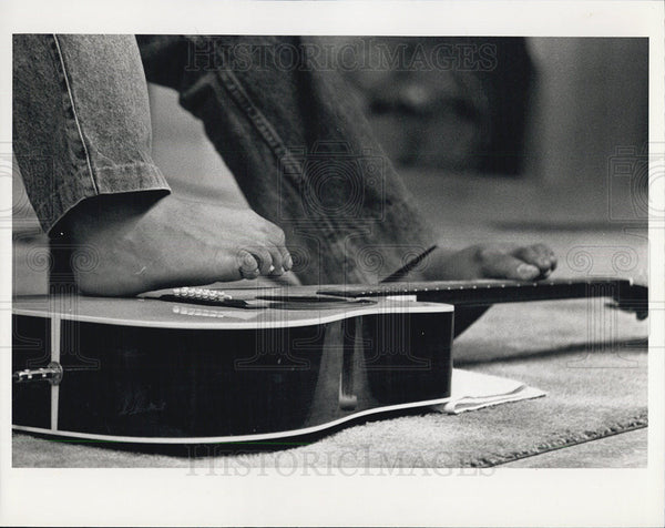Armless Guitar Player Tony Melendez 1989 Vintage Press Photo Print ...
