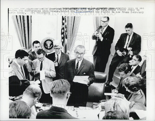 President Johnson with new Press Secretary George Reedy Undated Vintage ...