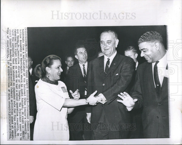 President Johnson gets handshake at washington 1964 Vintage Press Photo ...
