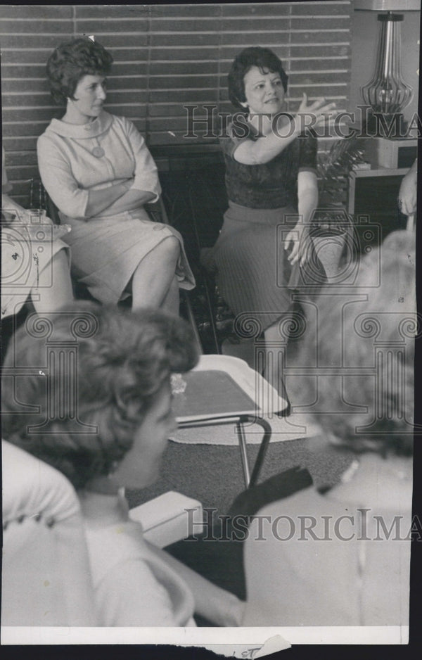 1962 Adeline Yates Frank Leonette - RSG02677 - Historic Images