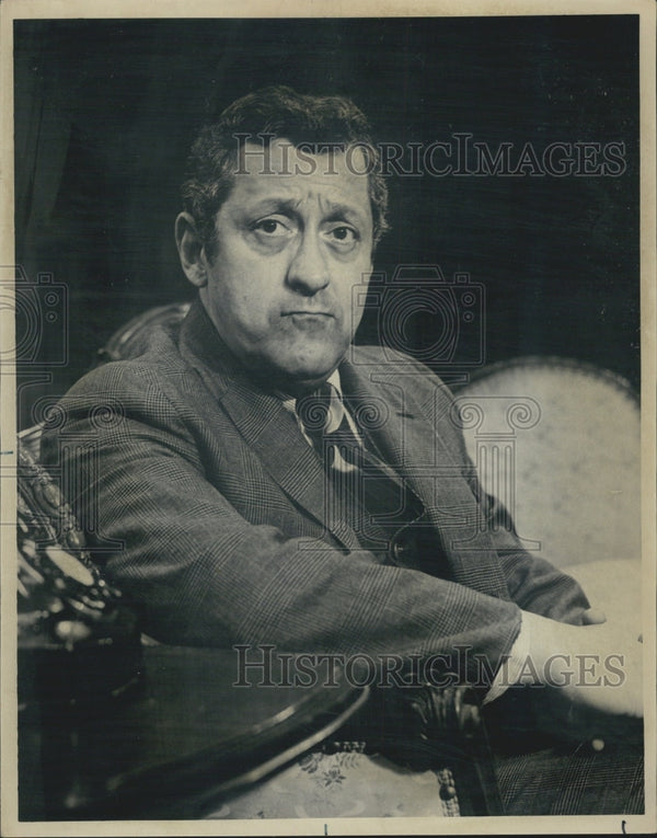 1974 Mike Nussbaum "The Real Inspector Hound" - Historic Images