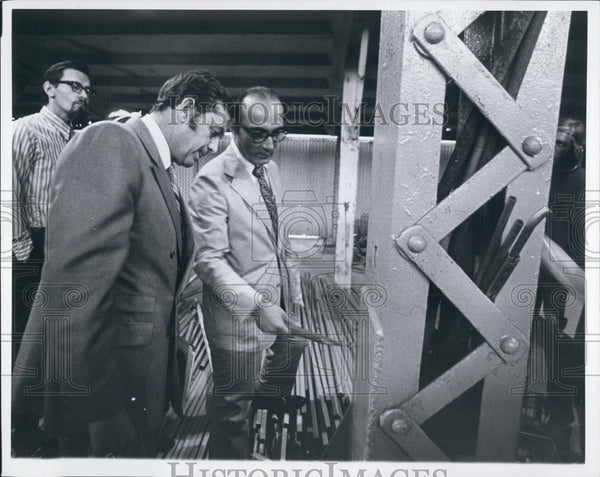 1971 Looking over Defects. Judge Canham and Eng.Nick Lebar. - Historic ...