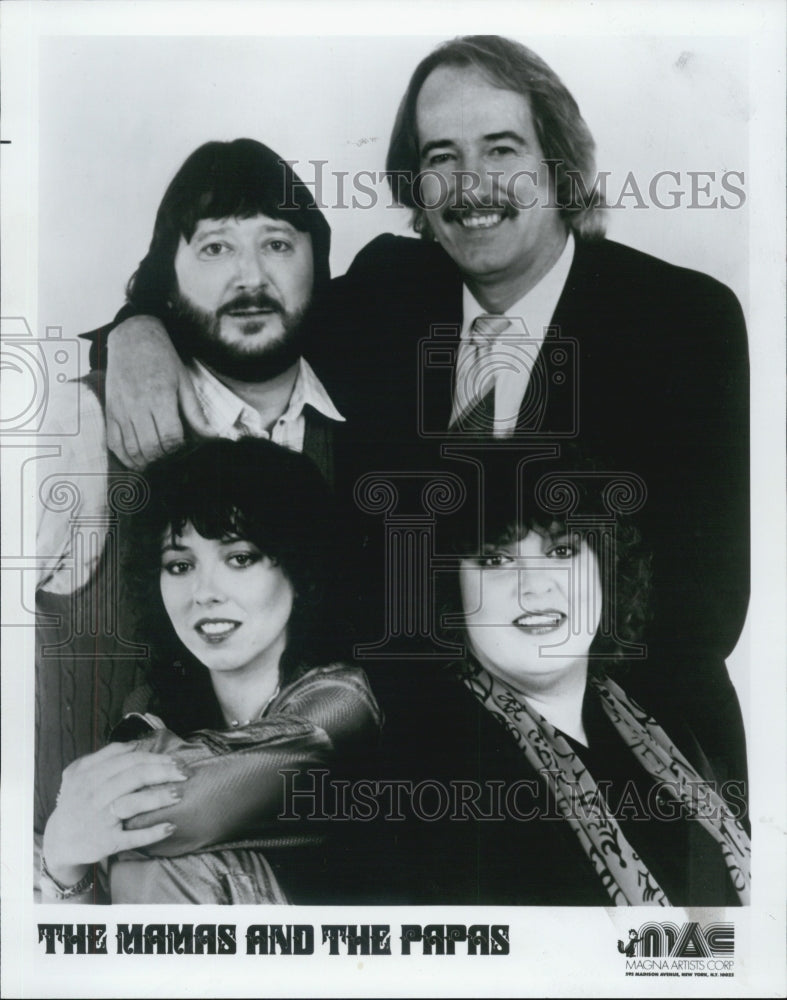 Press Photo Musicians band singers The Mamas and the Papas - Historic ...