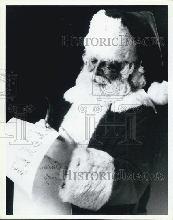 1985 Santa Claus Checks His List Twice Before Christmas Day - Historic ...