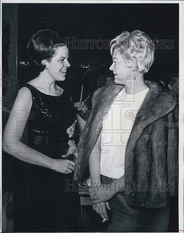 1966 Diana Sweet and Mrs. Florian Barth at dinner, Denver Hilton ...