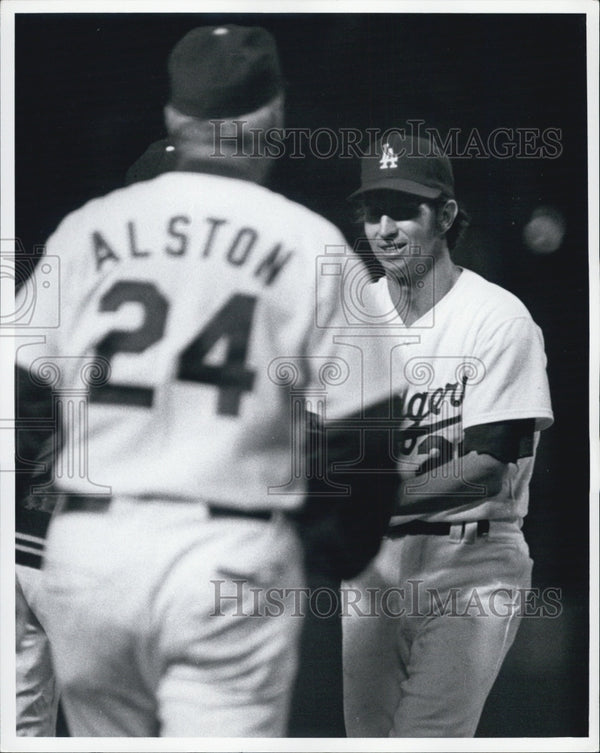 Press Photo Don Sutton Houston Astros Walt Alston Los Angeles Dodgers ...