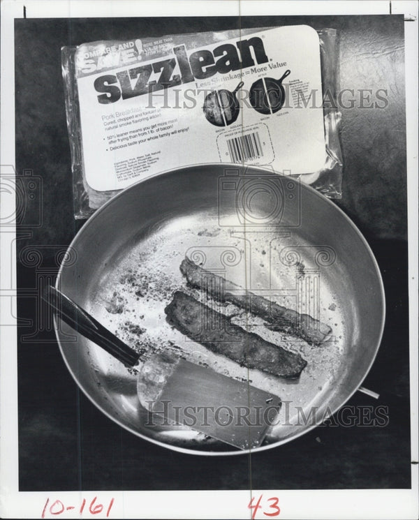 1983 Sizzlean Bacon Compared To Regular Bacon Frying Pan - Historic Images