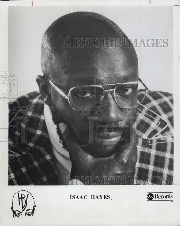 1975 American Songwriter, Musician, Singer And Actor Isaac Hayes ...