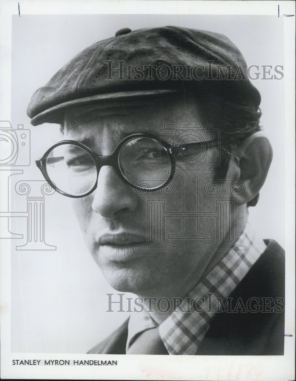 1969 Press Photo Stanley Myron Handelman Portrait Closeup Wearing News ...