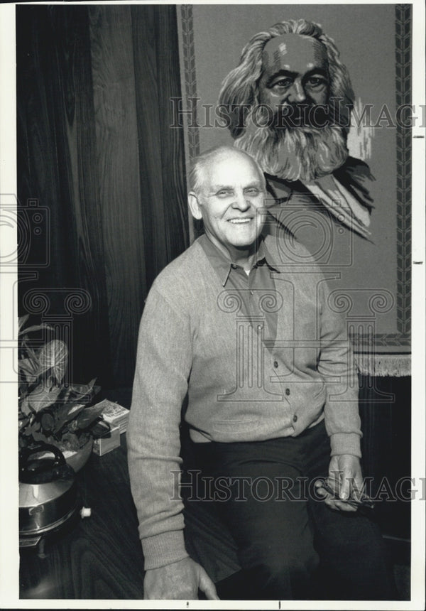 1987 Gus Hall, secretary of the American Communist Party. - Historic Images